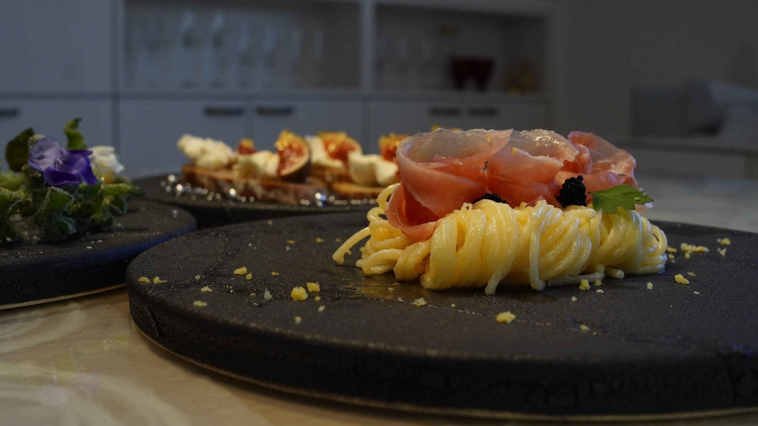 Japanese Ceramic Plates: A Closer Look at the Beauty and Functionality ...