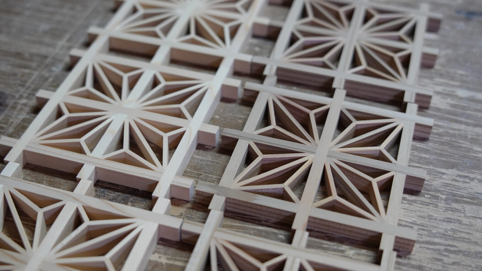 Japanese Kumiko: Masterpieces of Tradition – suigenkyo